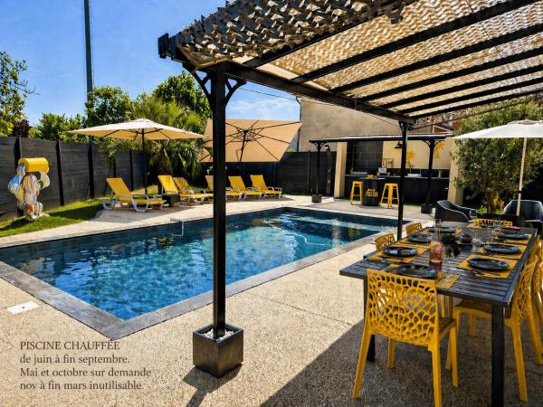 Villa Des Palmiers - Magnifique Villa Avec Piscine Chauffée Et Terrain De Pétanque - Lot-et-Garonne