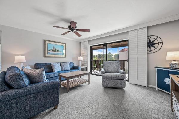 #812 Sanibel Moorings Courtyard View - Sanibel, FL