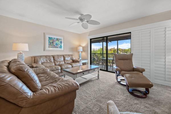 #832 Sanibel Moorings Courtyard View - Sanibel, FL