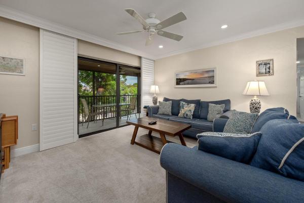 #942 Sanibel Moorings Courtyard View - Sanibel, FL