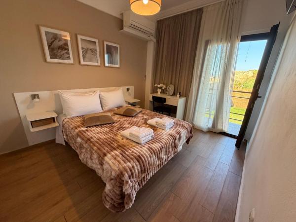 Chania Sea View Apt 9' To Center, Beach, Old Town - 하니아