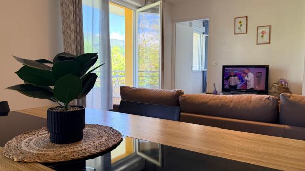 Cozy Apartment - Volonne