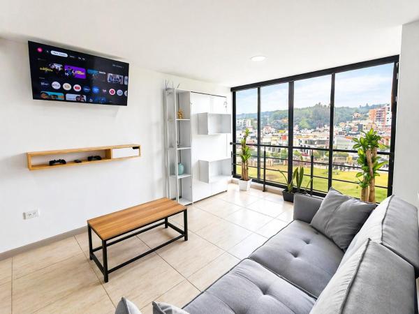 Apartamento Amplio Frente A Santo Tomás Con Parqueadero Privado Y Wifi - Tunja