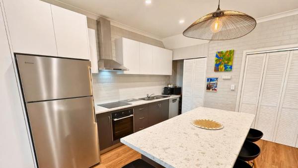 Galley Cove House - Peppermint Grove Beach