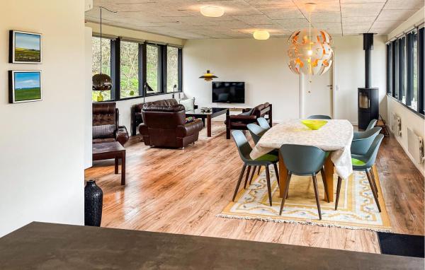 3 Bedroom Stunning Home In Struer - Lemvig