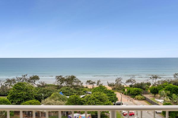 Panoramic Beachfront Escape - Buderim