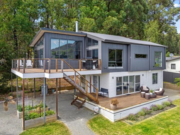 The Nest On Hull - Marysville