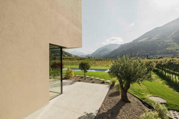 Modern Farmhouse With Pool In Vineyard In Bolzano - Bolzano