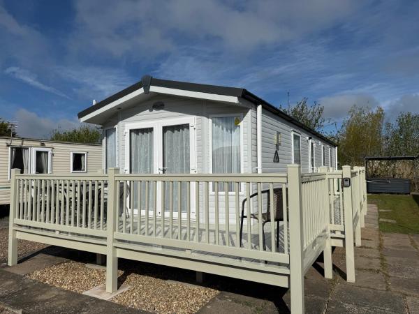 Horseshoe Lakes 43 With Hot Tub - Pet Friendly And Wifi - Meadow Lakes Caravan & Lodge Hire - Mablethorpe
