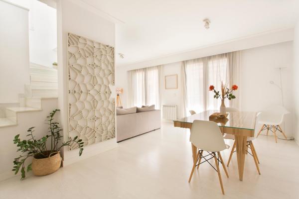 Realejo Horizon Por Miwa Studio - Monachil