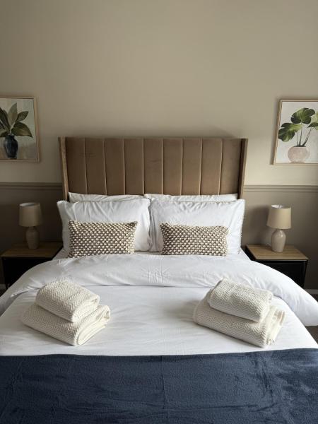 Knowes Apartment - Glasgow Airport (GLA)