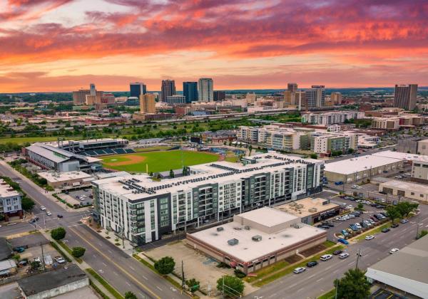 Luxury Palmer Parkside Condo With Regions Field View - Birmingham, AL