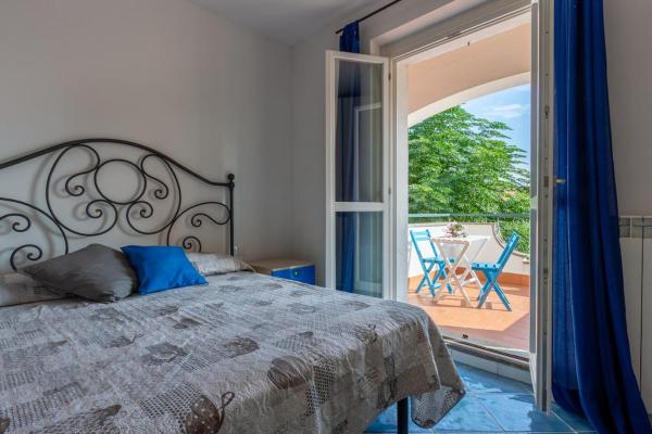 Villa With Private Garden A Stone's Throw From The Sea - Sirolo