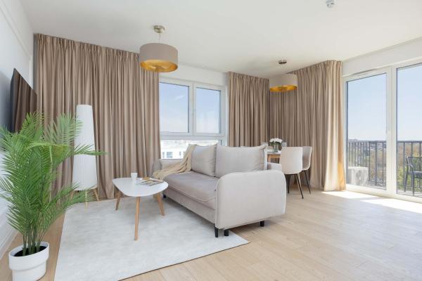 Air-conditioned Apartment With Parking And Balcony By Noclegi Renters - Warschau