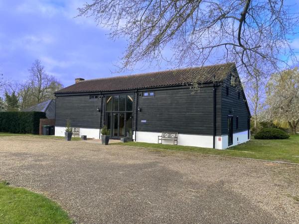 Coft Hall Barn - English Countryside Retreat - London Stansted Airport (STN)