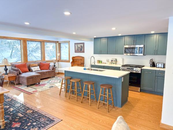 Shepard Brook Retreat - Waterbury Village Historic District