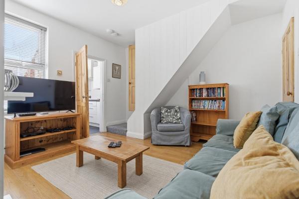 Ravens Nest · Victorian Terrace Close To York Cntr Free Parking - Pass The Keys - York