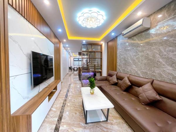 Entire House With 5 Cosy Rooms - 1km To West Lake - Hanoi