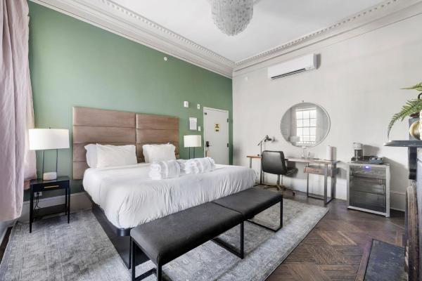 King Suite 2nd Floorhotel Boutique - Savannah, GA