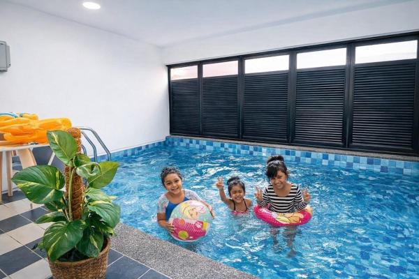 Walnut Grove Premium Pool Villa - Sentul