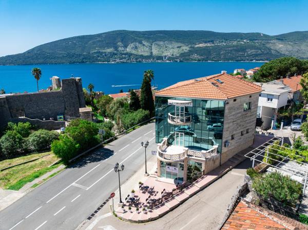 Castello Mare Residence - Montenegro