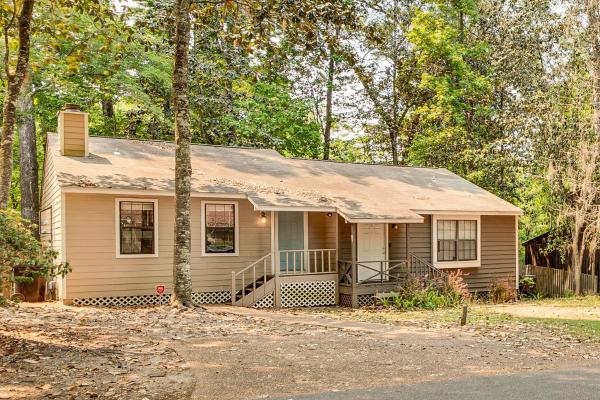 Charming Tallahassee Townhouse ~ 3 Mi To Fsu! - Tallahassee, FL