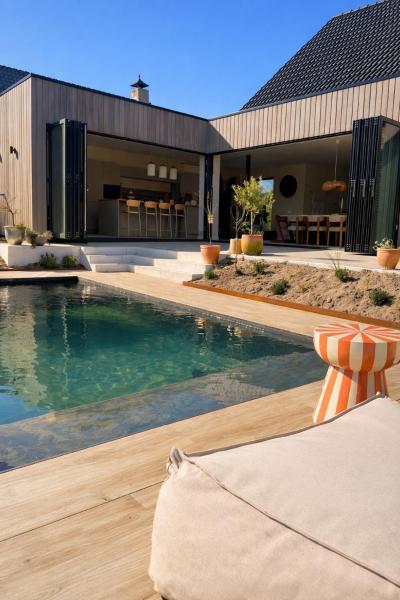 Kid-proof Villa In Ouddorp With Heated Pool - Goedereede