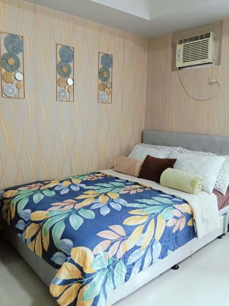 Manhattan Heights Towerd-unit5 Viv's Room Studio Type - Quezon City