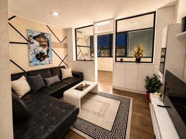 Ninche's Penthouse - Free Private Parking - Montenegro