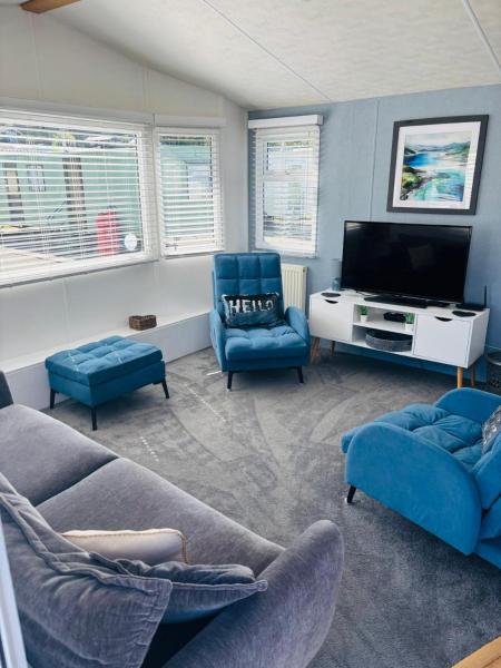 Riverbank Escape 3 Bed Static Caravan In Clarach Bay Pet-free - Borth