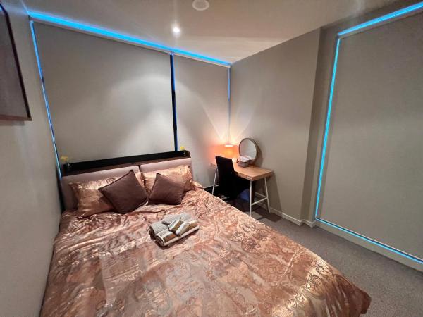Shared Apartment-private Bedroom-it Is Not A Hotel-melbourne Cbd - Victoria