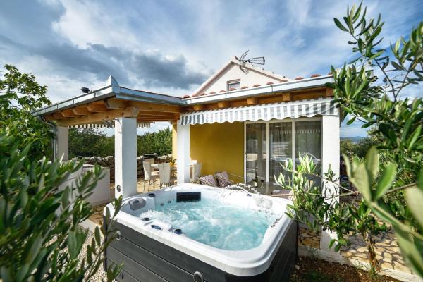 House Lila Jacuzzy - Sevid