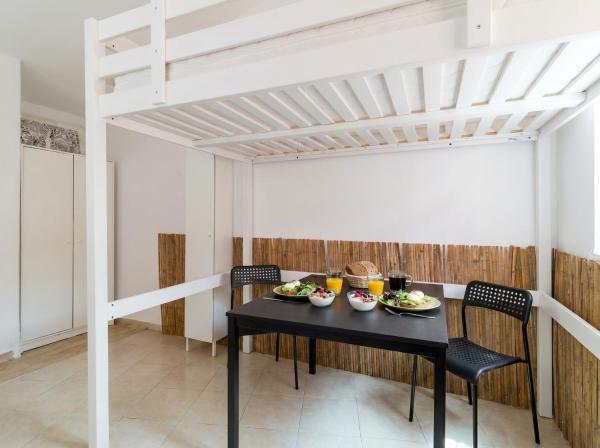 Tinny House - El Shaddai 8 - Lagos