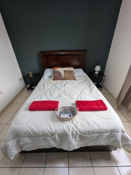 Centrico Apartamento En Miraflores Con Aire Acondicionado - Honduras