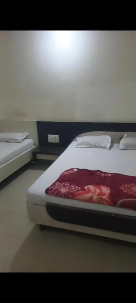 Shri Sai Ujwal Palace B - Shirdi
