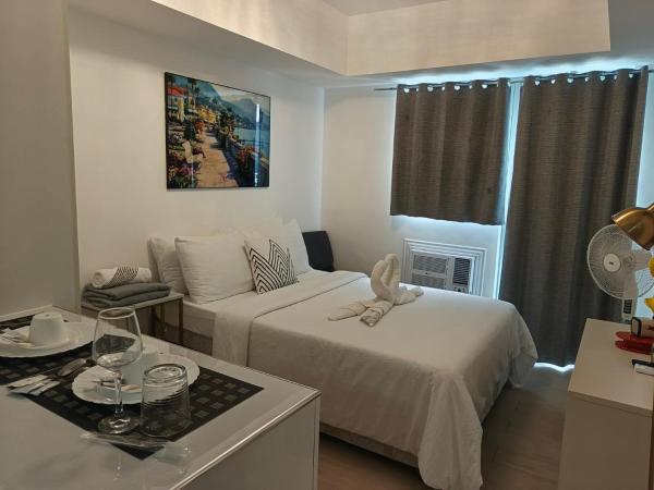M&r Condotel Azure North - Bacolor
