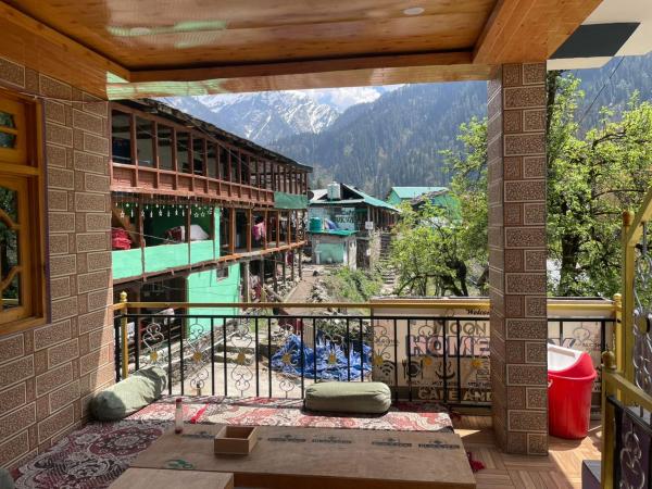 Moonlight Homestay & Cafe - Kasol