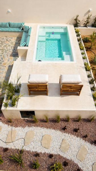 Studio Anel - Jacuzzi Garden Retreat - Iraklion