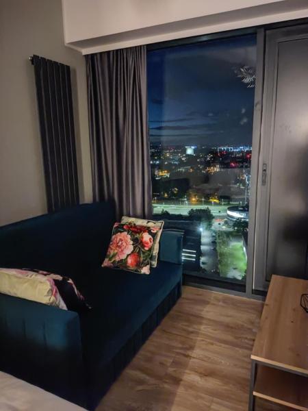 Comfortable 25th Floor Apartment In The Global Apartments Building, Fully Ac, Free Garage - Katowice