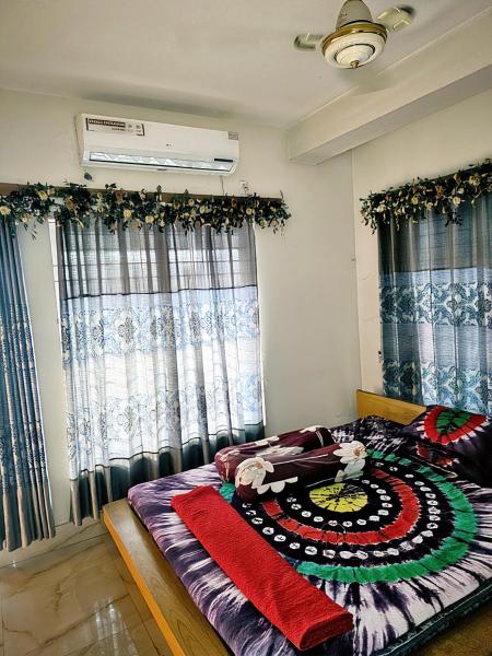 Comfortable Suite With Attach Bathtroom Balcony - Bangladesh