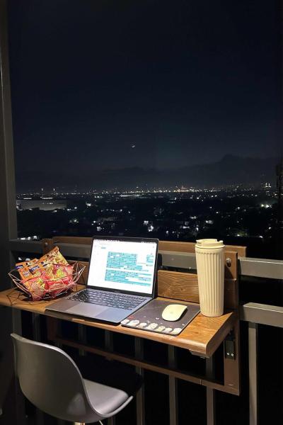 1br Condo With Balcony I Pool I Gym Near Airport And Mall - Philippines