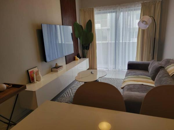 Cozy 1-bed In Midrand - Midrand