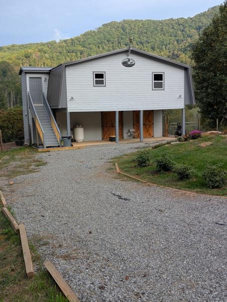 Barn Guest House - Lake Junaluska, NC