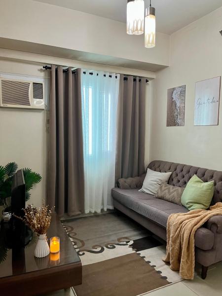 Cozy 2br At The Beacon Condominium Arnaiz Tower By La Giada Living - Taguig
