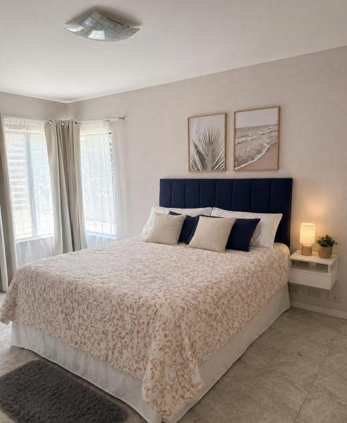Suite Moderna En Zona 10, Ubicación Exclusiva - Guatemala