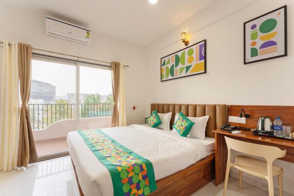 Treebo Lime Light - Pune
