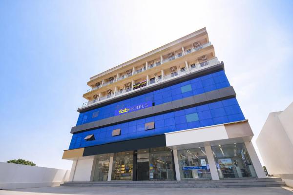 Fabhotel Destiny Living - Pune