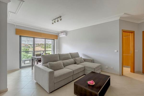 2-bed Vialonga Vista Apartment - Arruda dos Vinhos