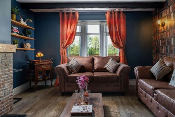 Spacious Family Getaway Hot Tub Sauna & Garden - Betws-y-Coed