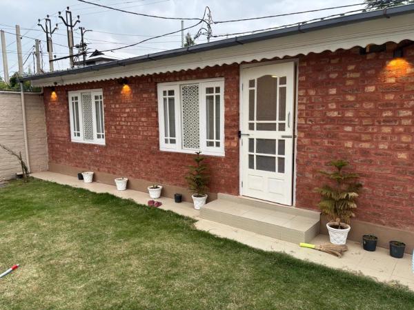 Engineers Retreat Near Srinagar Airport - Srinagar